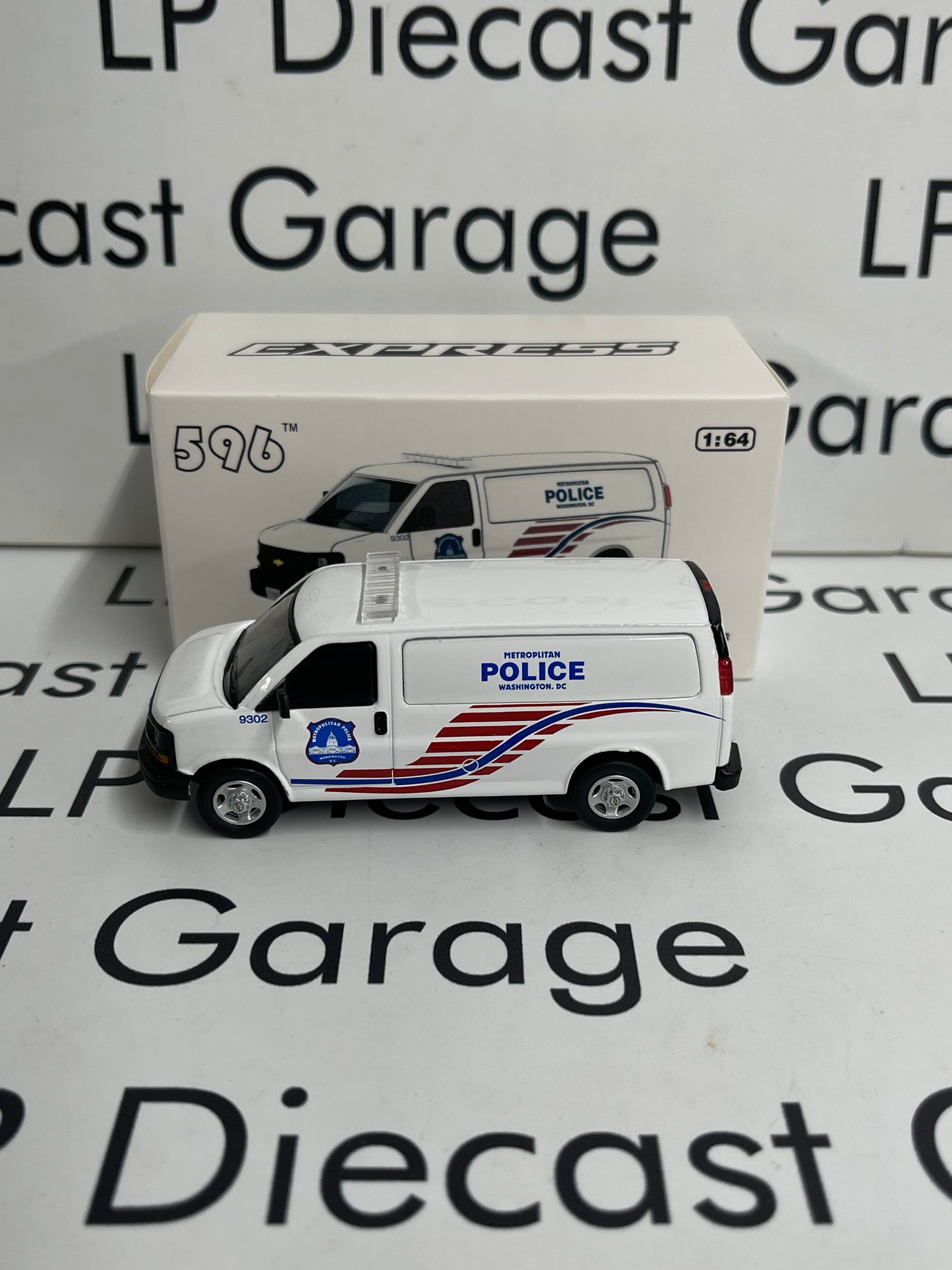 596 Model Chevrolet Express Van Metropolitan Police 1:64 Diecast – LP ...