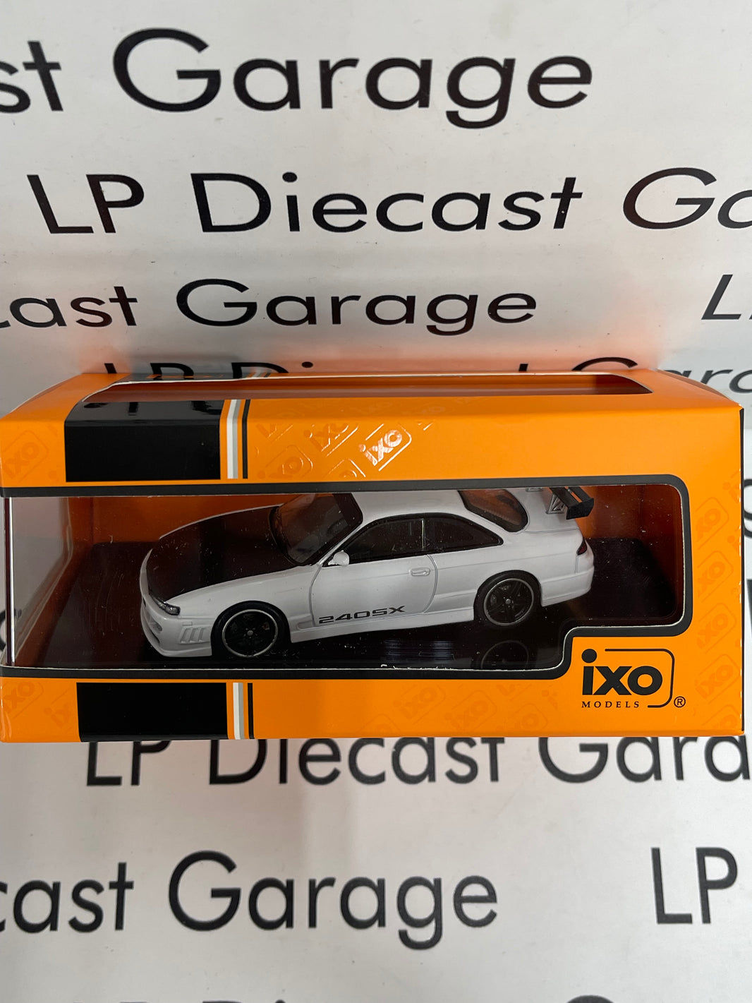 IXO Models – LP Diecast Garage